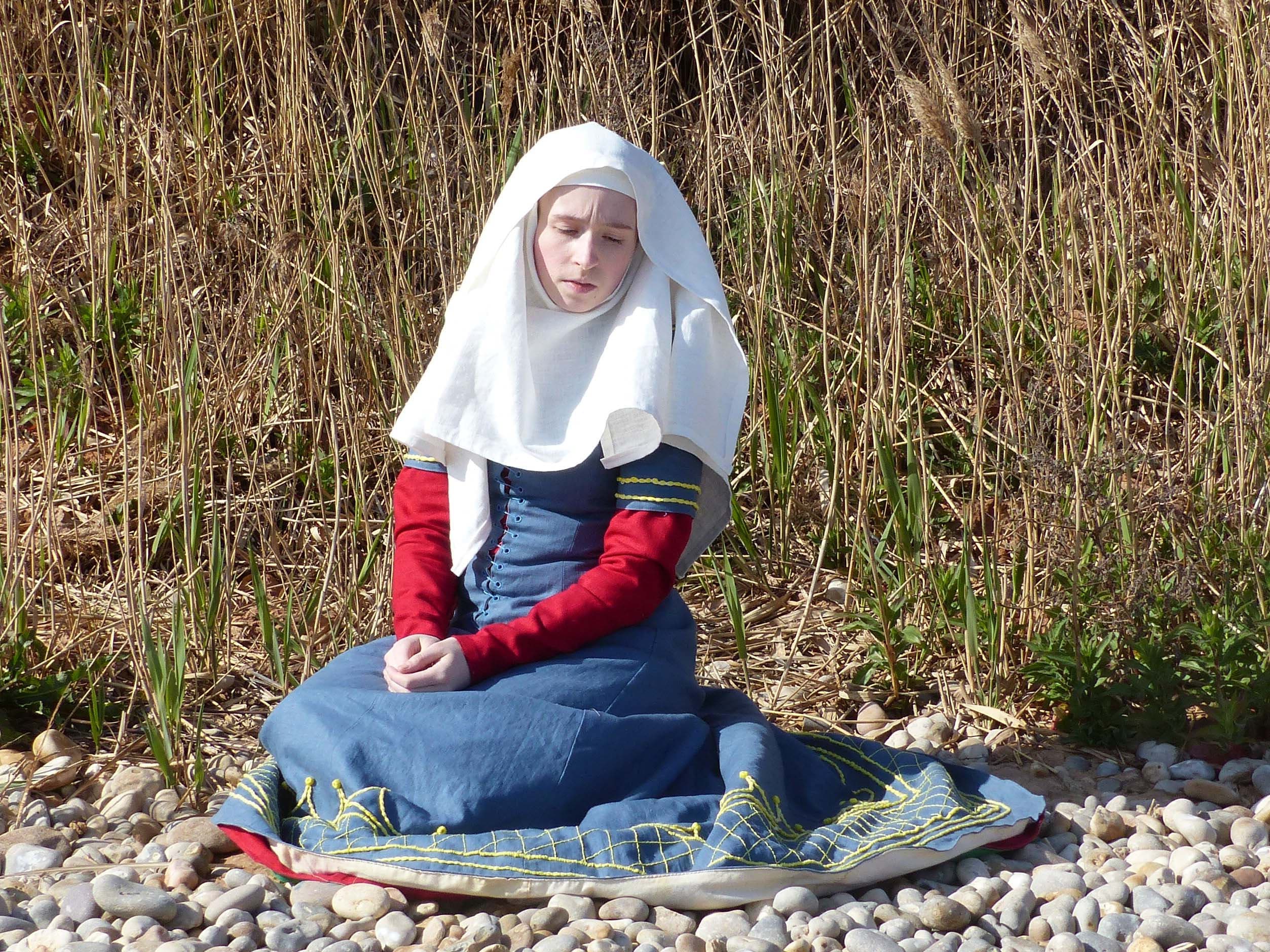 Women's Medieval Linen Wimple Headdress Veil Covering for Re-enactment ...
