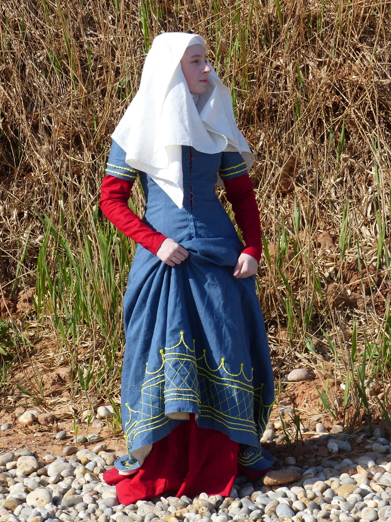 Custom Medieval Kirtle Dress and Under Dress for Historical - Etsy
