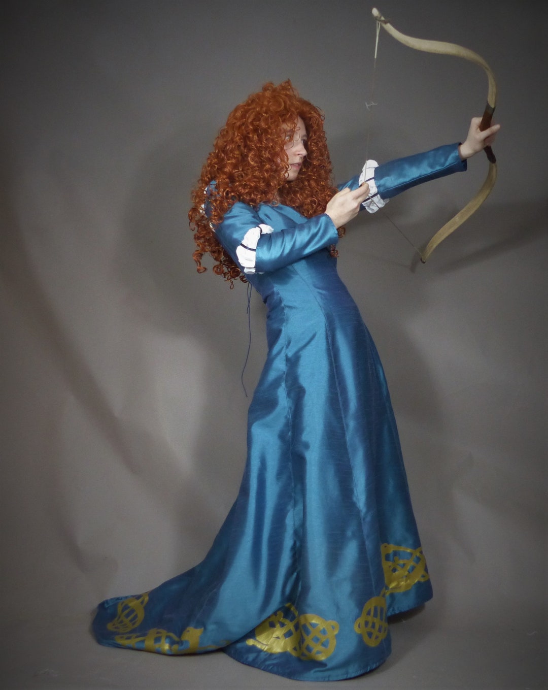 Medieval Blue and White Gold Edged Hem Fantasy Inspired Cosplay Costume ...