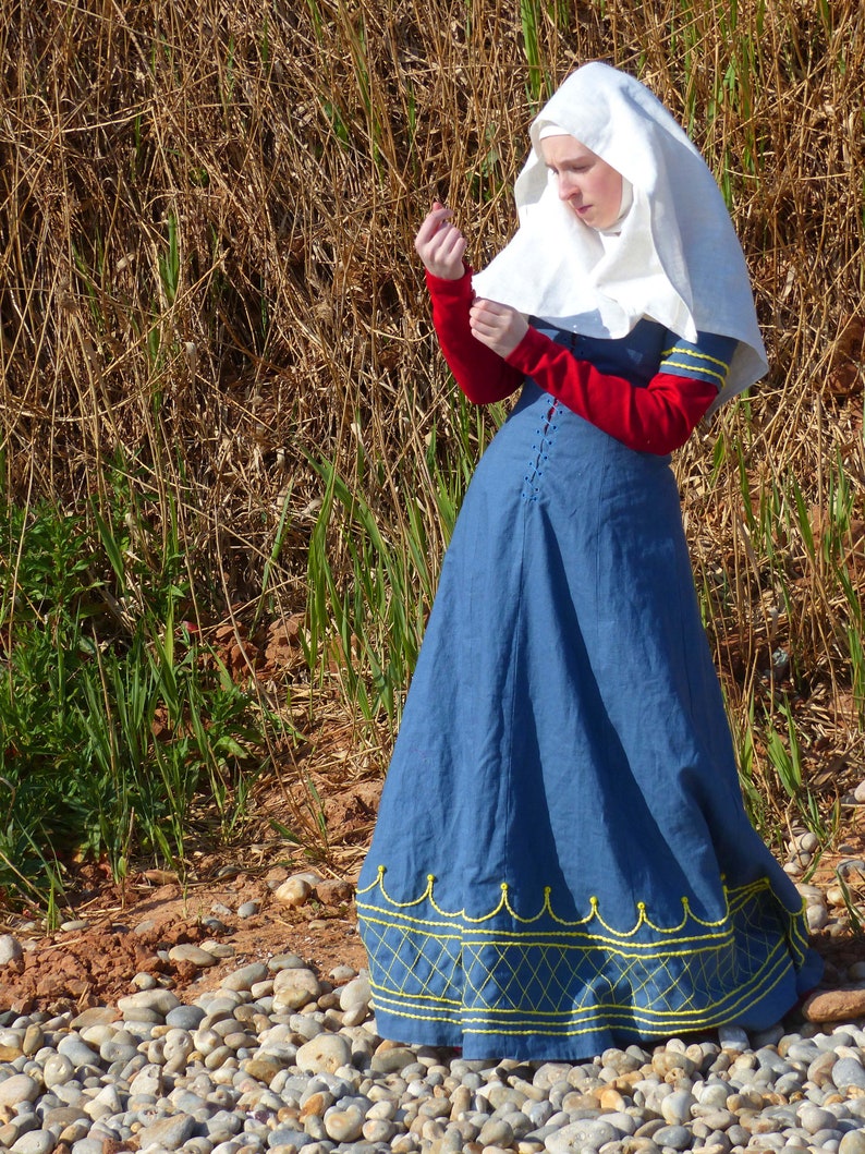 Custom Medieval Kirtle Dress and Under Dress for Historical - Etsy