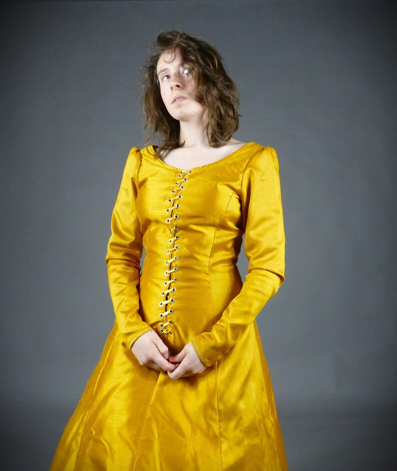 Shunting Satin Front Laced Medieval Women's Kirtle Dress - Etsy