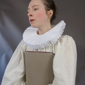 Satin Wide Ruffled Neck Ruff Tudor Inspired Historical Costume ...
