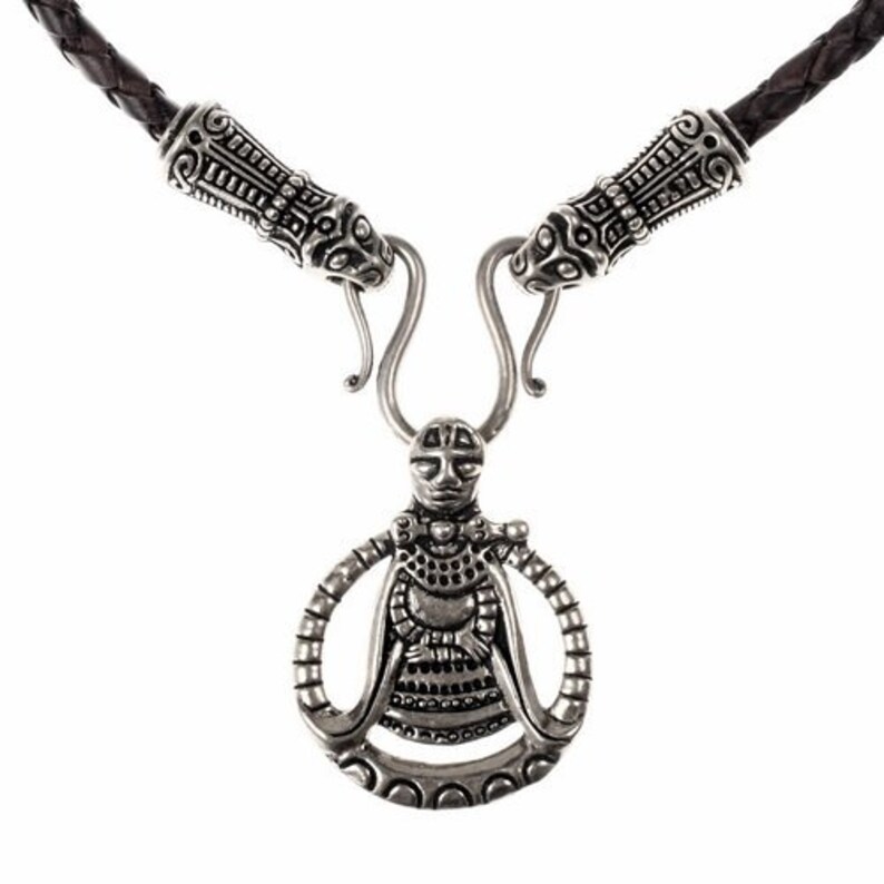 Necklace mandermark With Freya Amulet 07 CO - Etsy