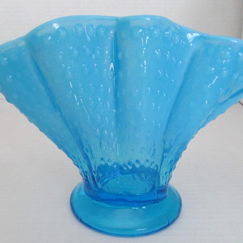 Hobnail Fan Vase - Etsy