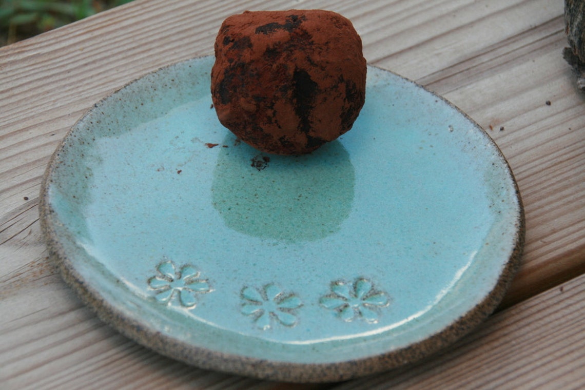 Set of Two Small Pottery Plates Small Ceramic Dishes Small - Etsy