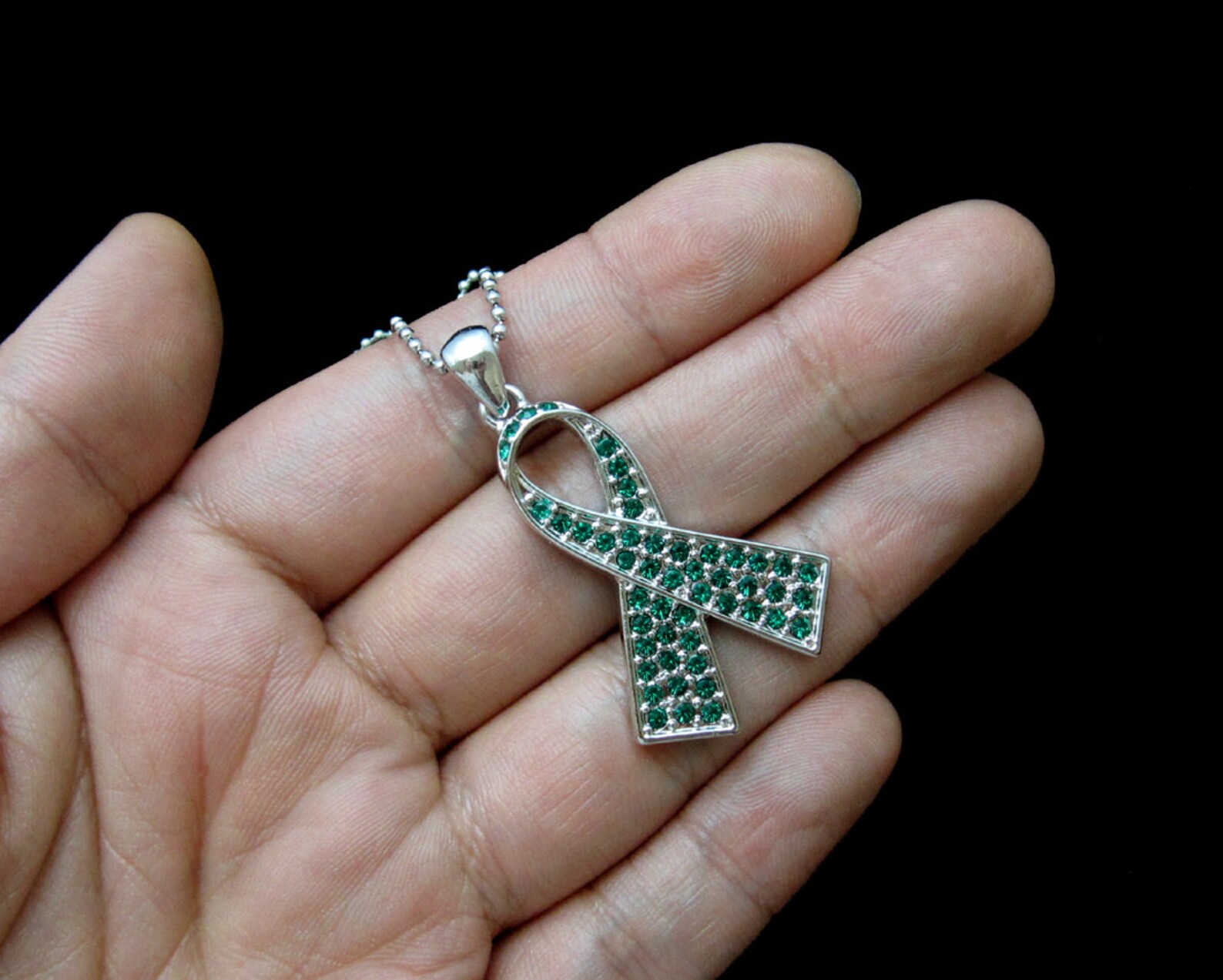 Crystal Emerald Green Ribbon Bow Hepatitis B Liver Cancer Awareness ...