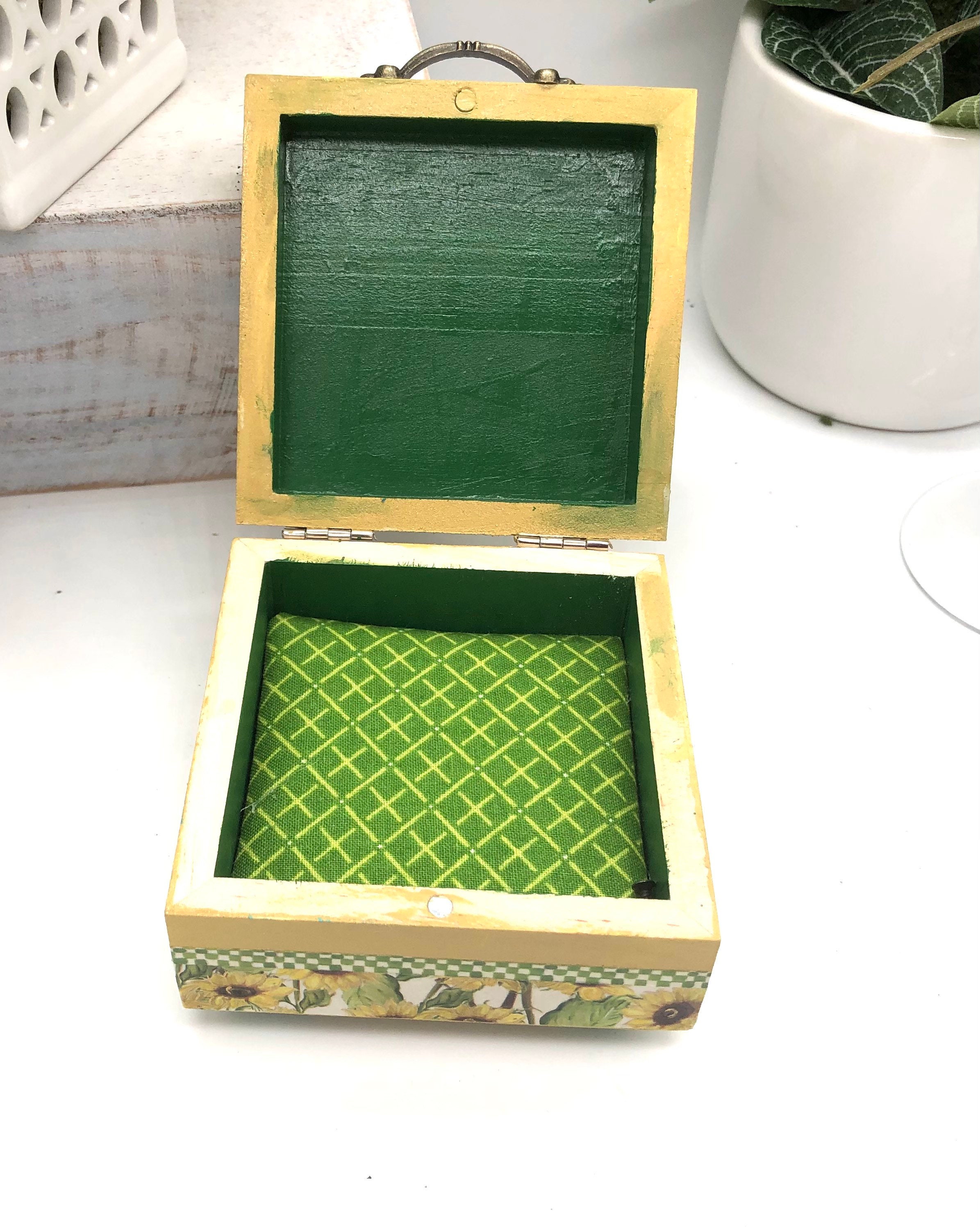 Tiny Sunflower Trinket Box With Lid, Small Pastel Yellow Jewelry Box ...