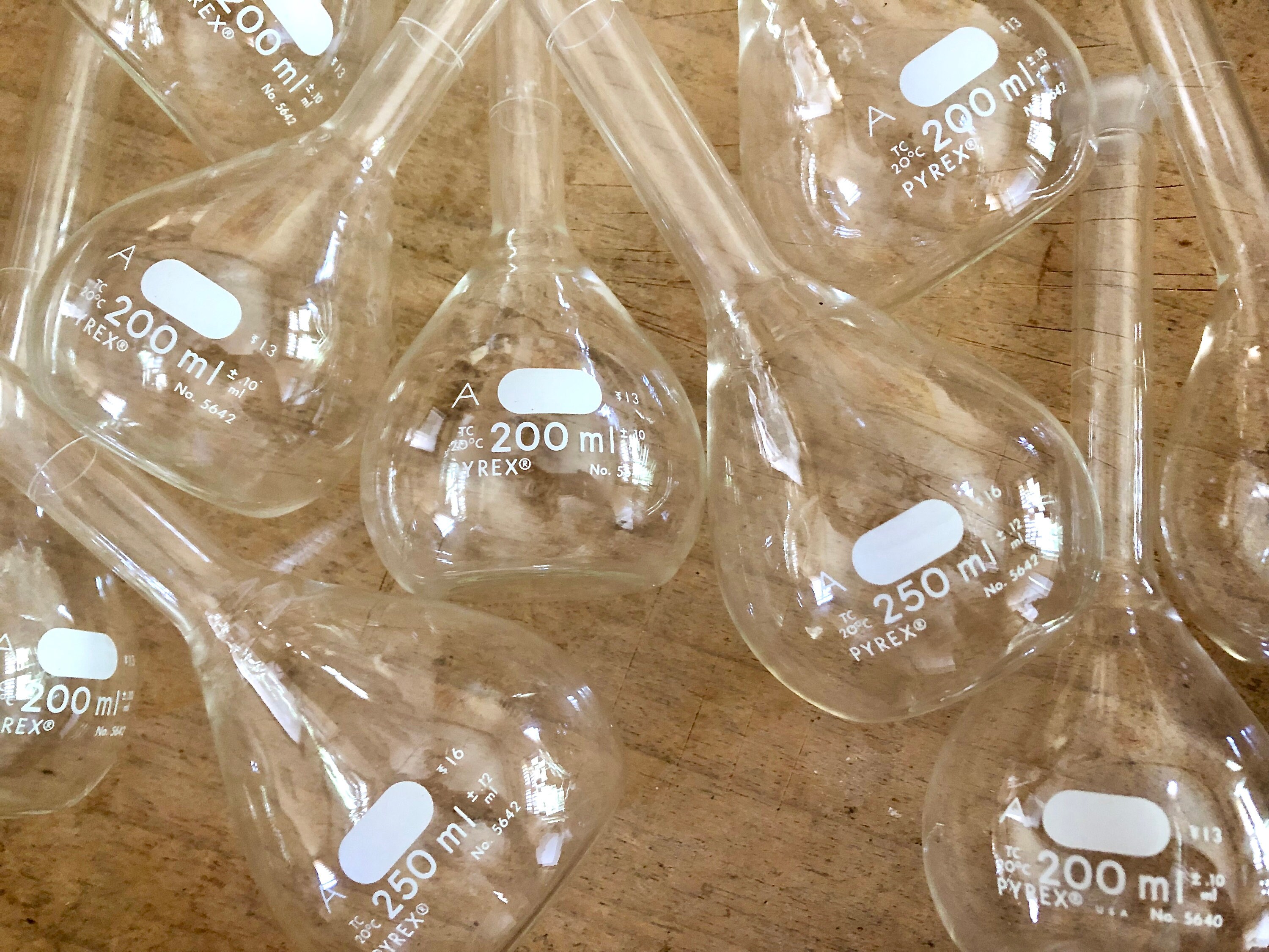 2000 Ml Conical Flask Clipart