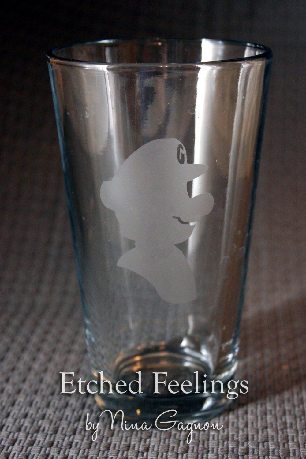 Mario and Princess Peach Silhouette Pint Glass Set Available | Etsy