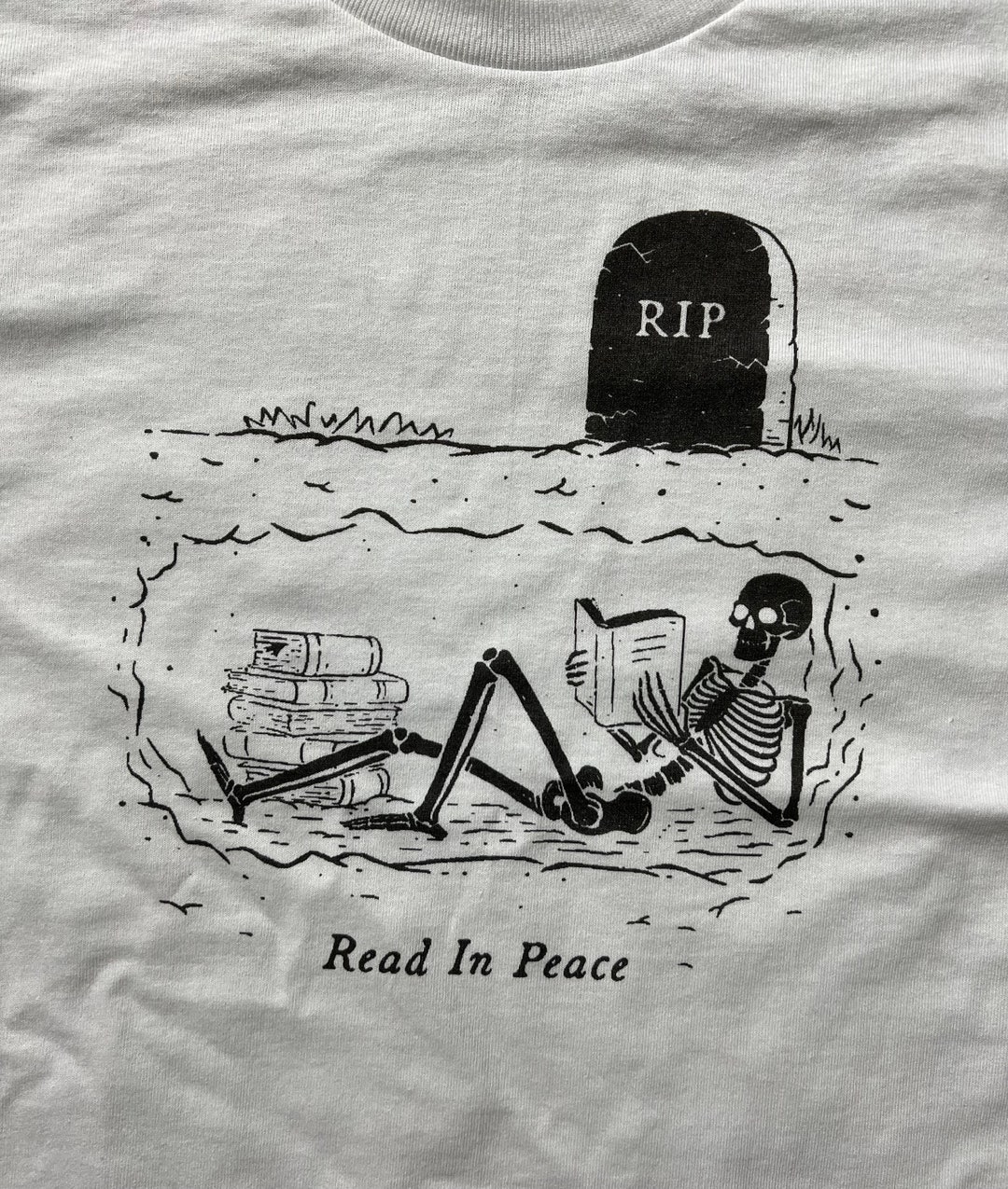 NEW Read in Peace Retro White T-shirt Any Size - Etsy