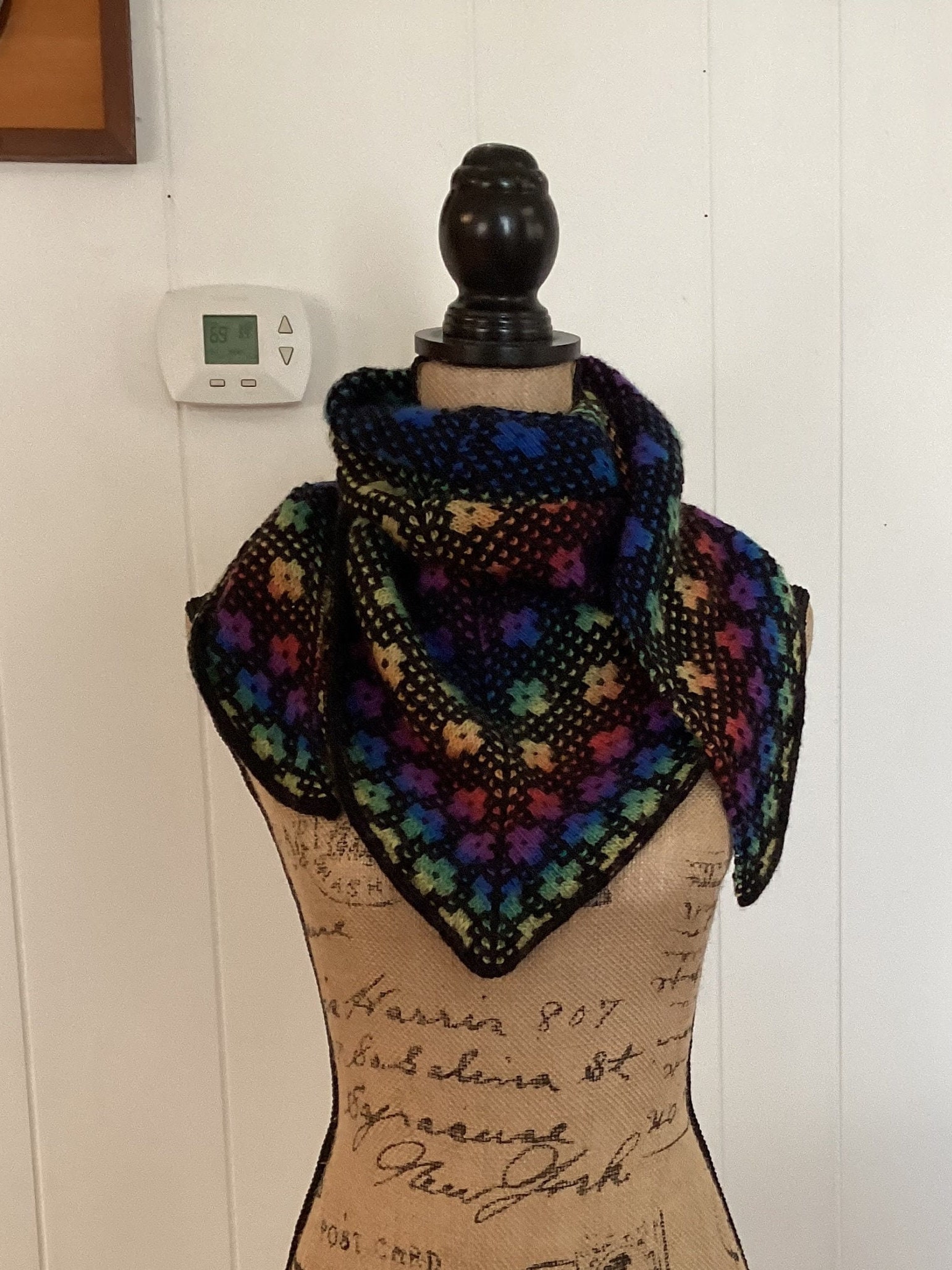 Hand Knit Shawl Colorwork Shawl Flower Shawl - Etsy