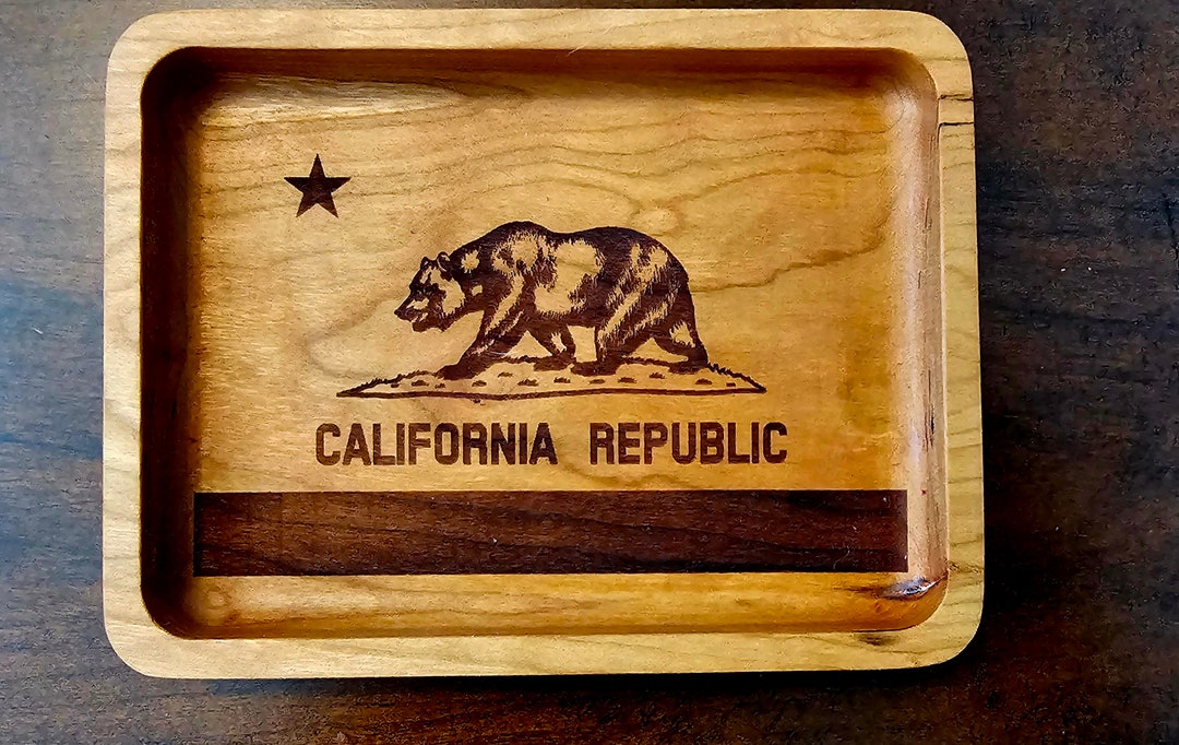 4.5"x6" Wooden Desktop Catch-all Tray Engraved With the State Flag of ...