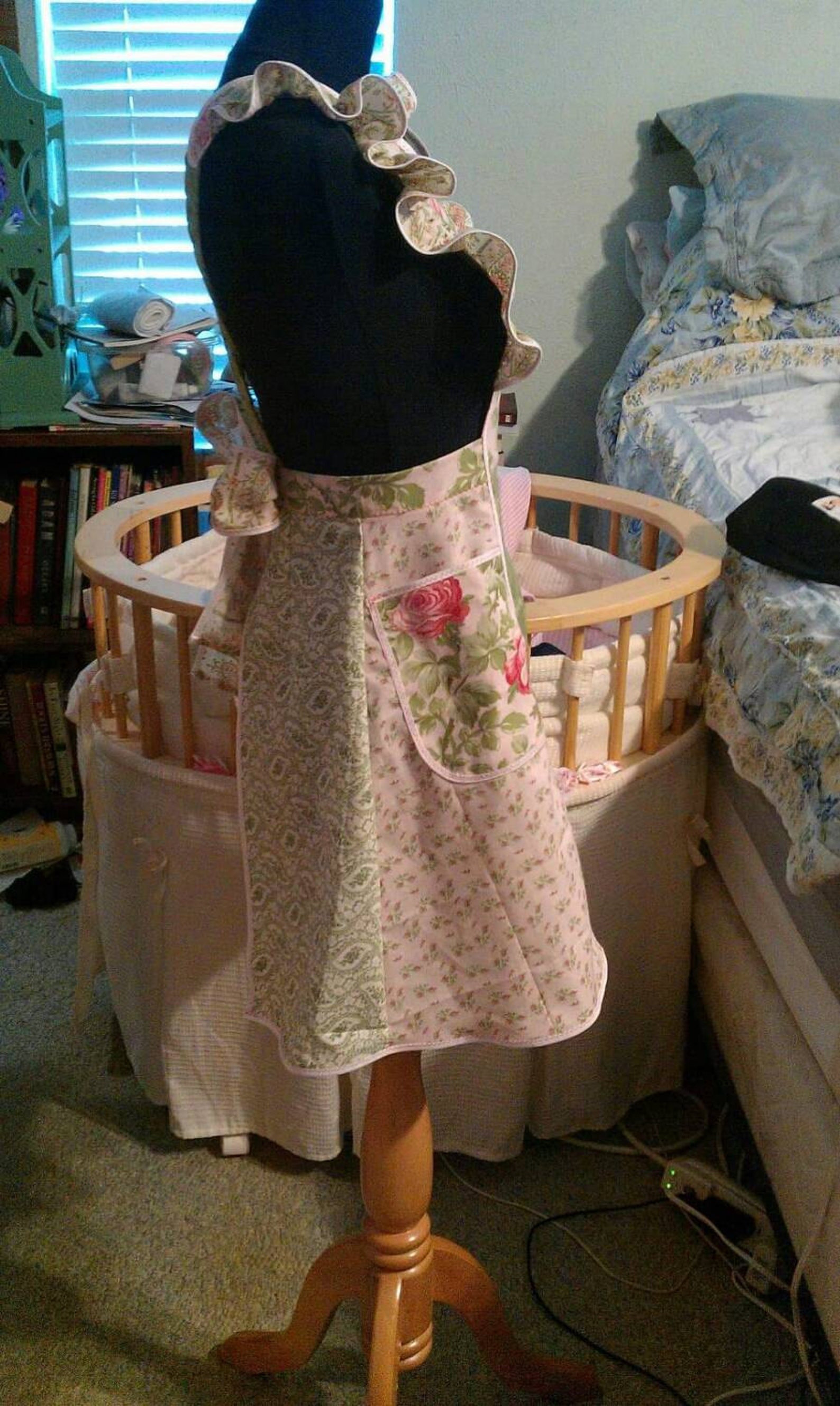 Adult Apron Patchwork Apron Full Coverage Apron Ruffle - Etsy