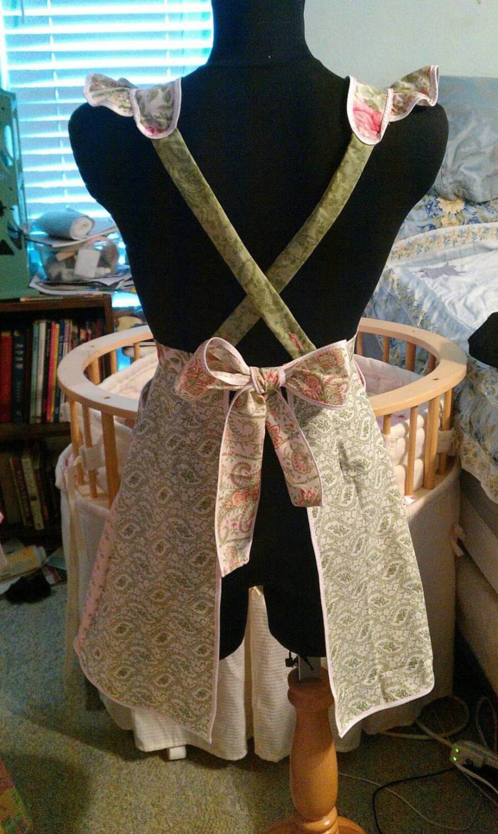 Adult Apron Patchwork Apron Full Coverage Apron Ruffle - Etsy