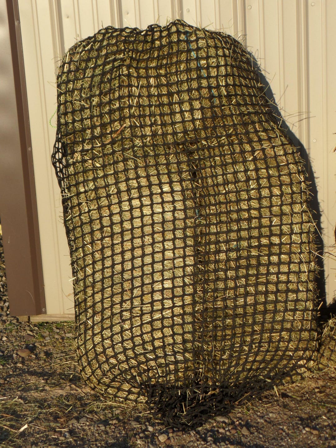 Slow Feed Hay Net, Soft Woven Heavy Duty Netting - 3 String Bale Bags ...
