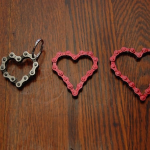 Upcycled Bike Chain Heart Keychain - Etsy