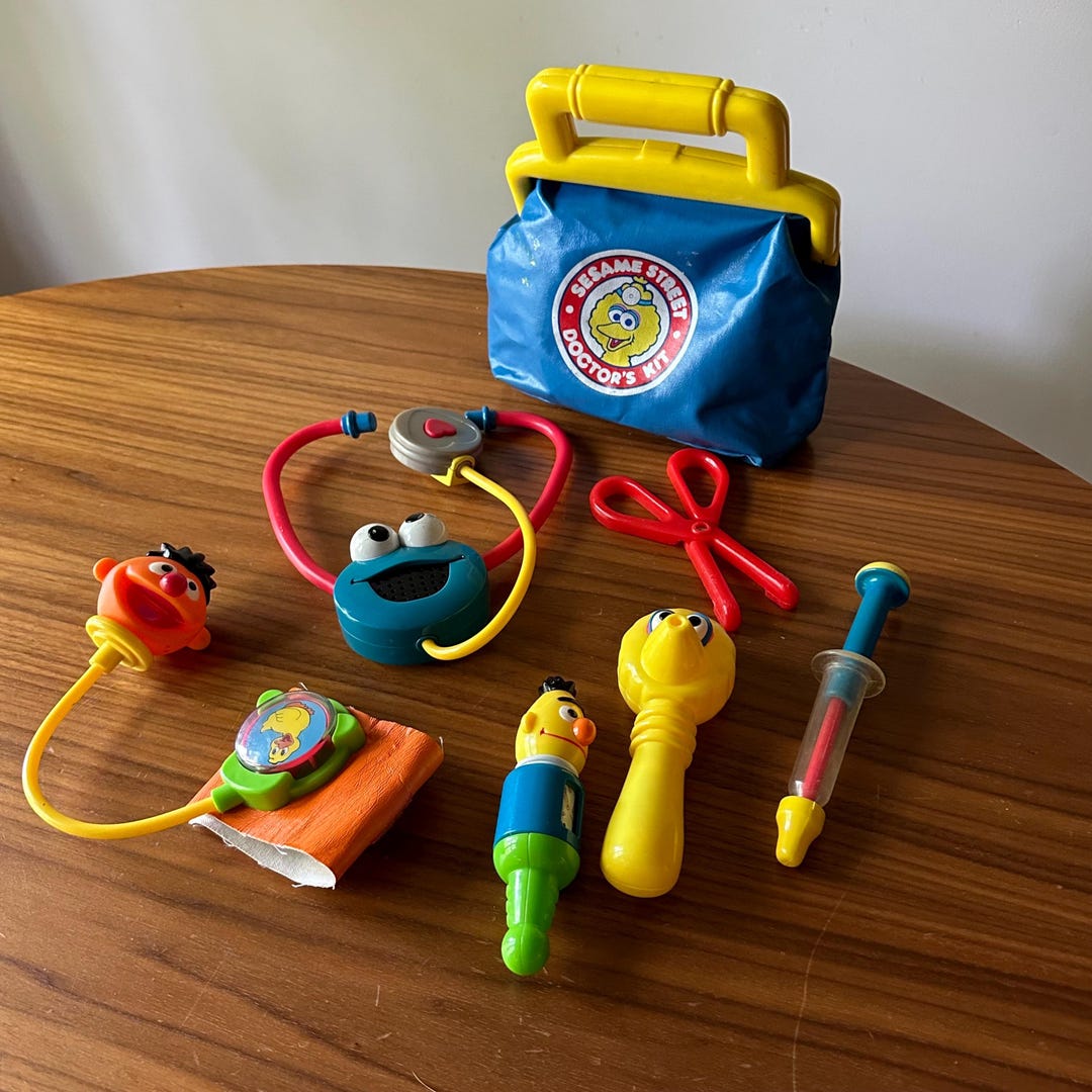 Sesame Street Doctor’d Kit, TYCO, Big Bird, Burt & Ernie, Cookie ...