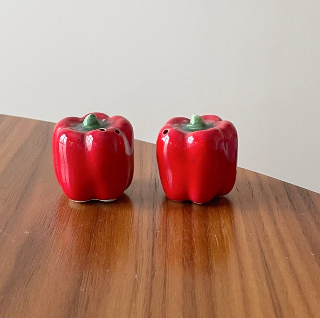 Red Pepper Salt and Pepper Shakers Red Pepper Vegetable - Etsy