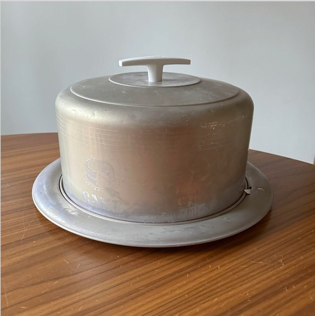 Vintage West Bend Aluminum Cake Carrier, Made in USA, Vintage Cake ...