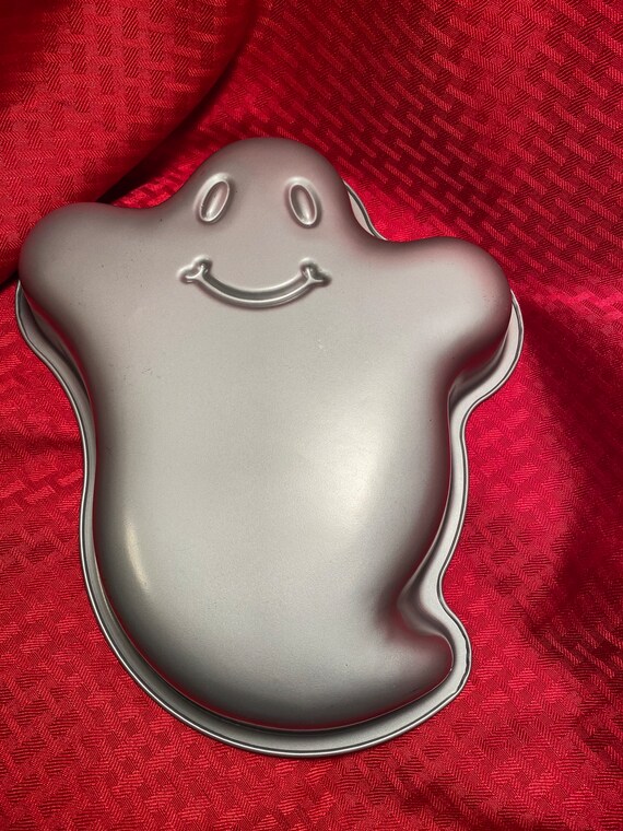 Ghost Cake Pan - Etsy