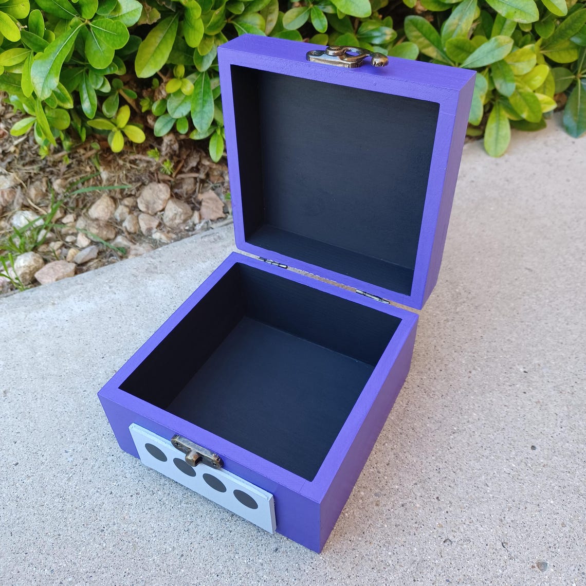 Nintendo Gamecube Game Console Facsimile (miniature) Trinket / Jewelry ...