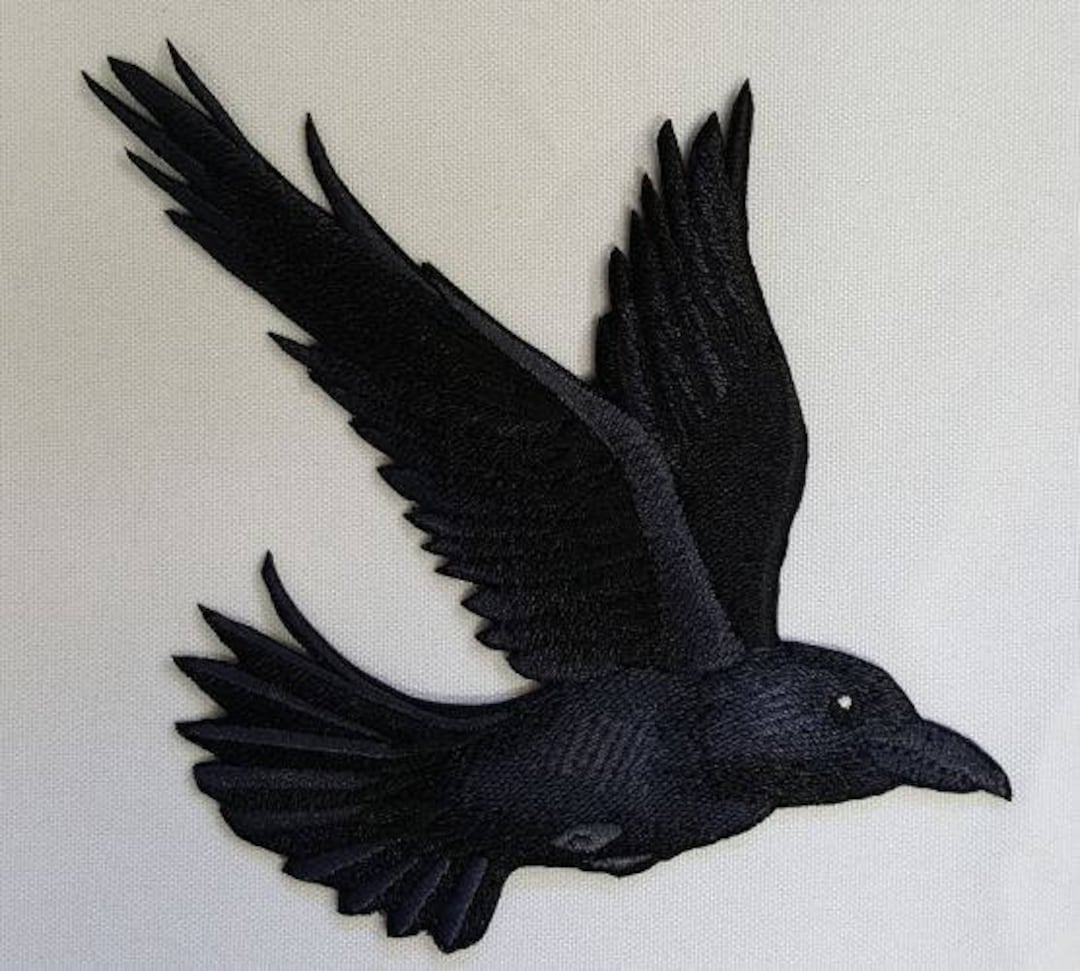 Raven, Crow Flying, Bird Embroidered Patch 3 Sizes Available, or I Can Make You a New Size - Etsy