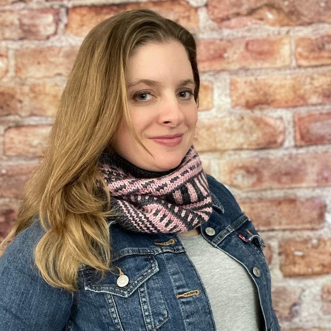 Show Your Stripes Cowl Knitting Pattern - Knit Using Worsted Weight ...