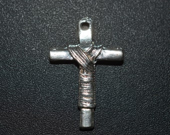 3 X Laser Cut Acrylic Mirrored Cross Pendants - Etsy