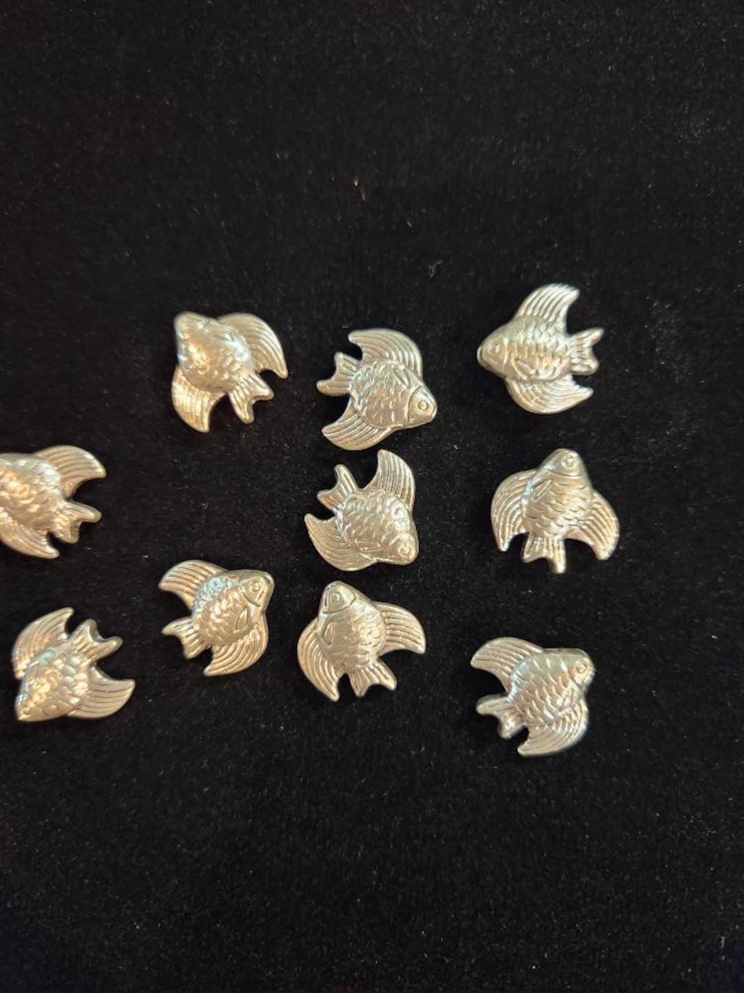 10 Tibetan Style Double Sided Silver Fish Beads. (3026114) F8-1-01 - Etsy