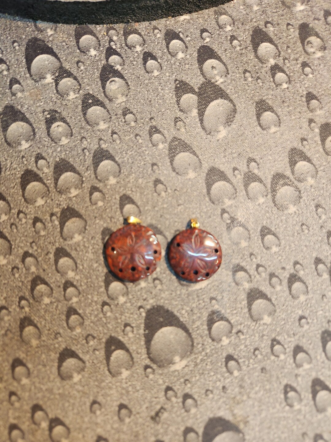 Breciated Jasper Sand Dollar Pendants.(1060192)bayd-lp1-2 - Etsy