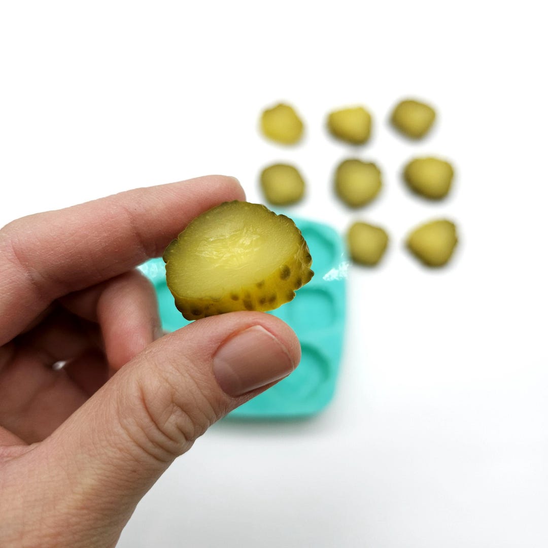 Mini Dill Sliced Pickles Mold, Cornichons Sliced Mini Pickles Silicone ...