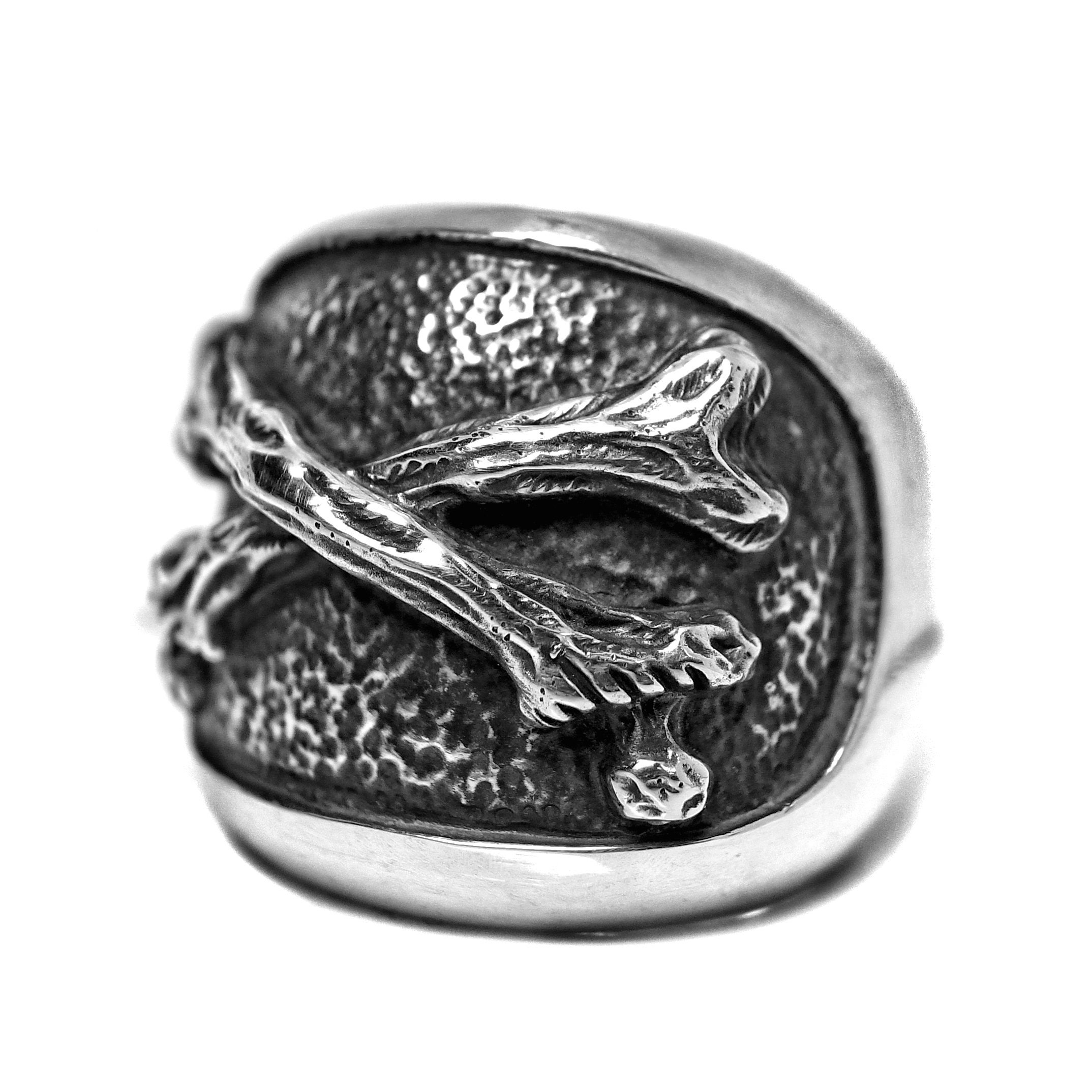 925 Sterling Silver Large Cross Femur Ring / Bones Ring / Skull Ring ...
