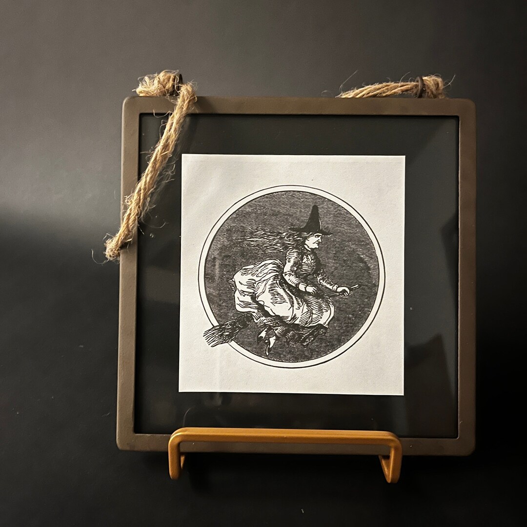 Line Art Witch Frame - Etsy