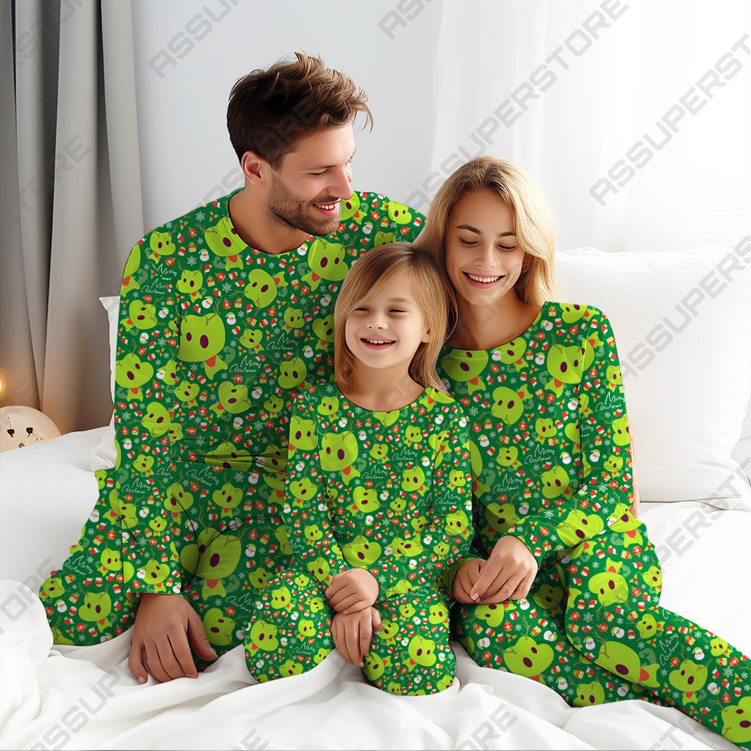 Treecko Cute Green Christmas Pajamas Treecko Merry Christmas Family ...