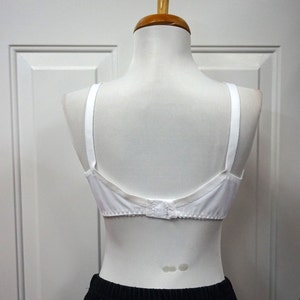 COTTON CUP White BRA, Embroidered Cotton Wireless Seamed Cup Full ...