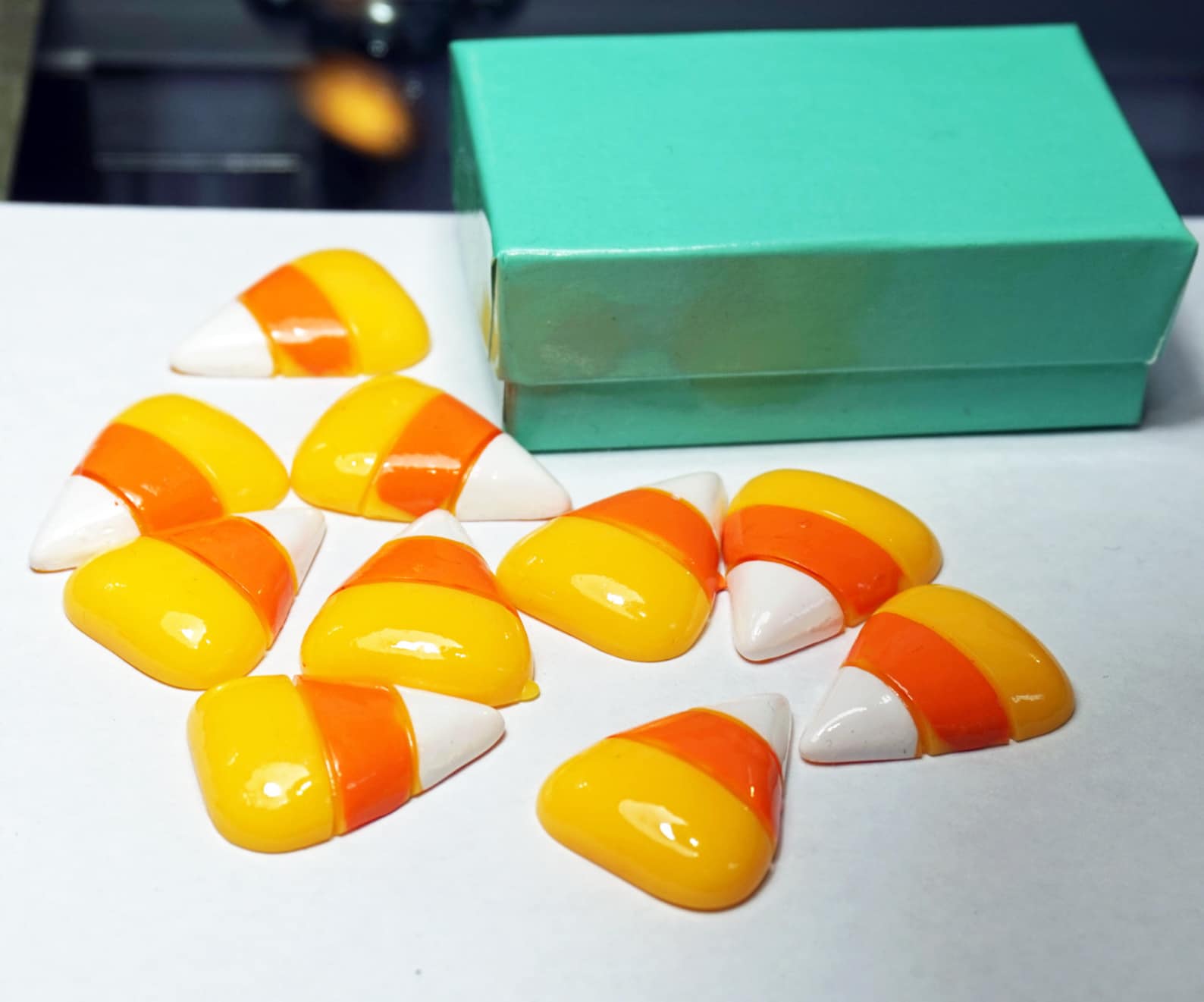 CANDY CORN Cabochons FLATBACK Slime Charms Resin Candy Corn - Etsy