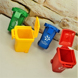 DOLLHOUSE TRASH CANS, Dollhouse Miniature, Garbage Cans With Wheels ...