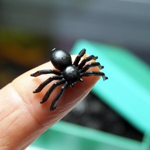 BLACK SPIDERS for HALLOWEEN Craft Small Halloween Spiders Charms Slime ...