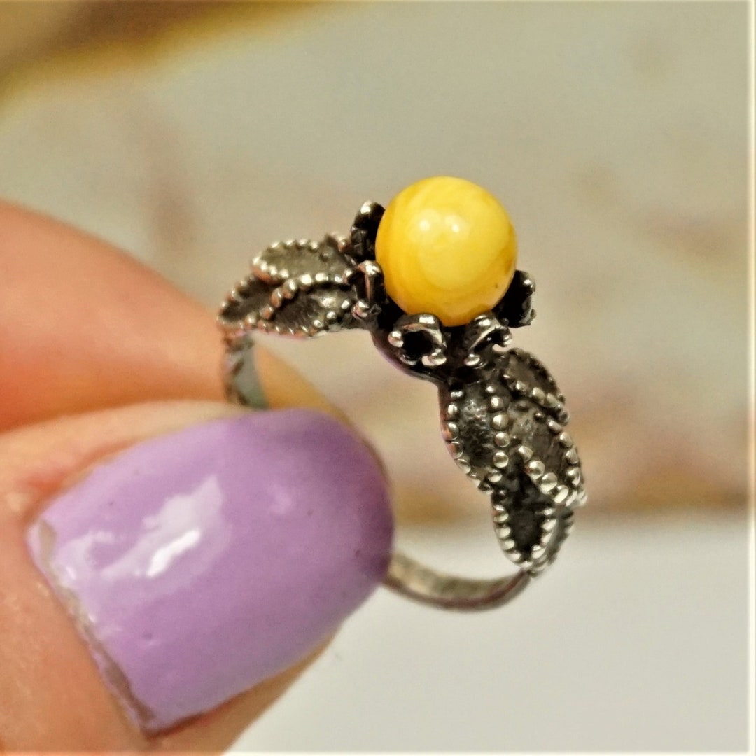 BUTTERSCOTCH AMBER Petite RING With Leaves, 925 Sterling Silver ...