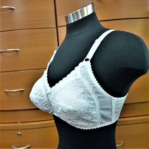 COTTON CUP White BRA, Embroidered Cotton Wireless Seamed Cup Full ...
