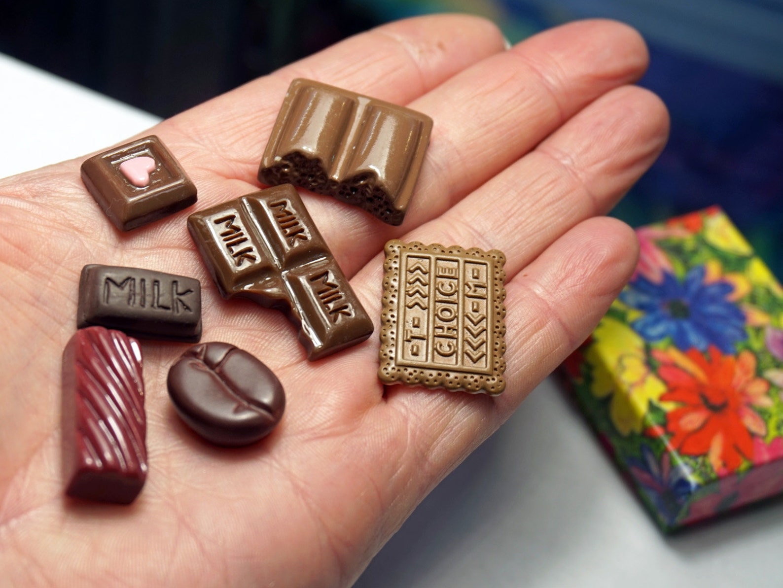 RESIN CHOCOLATE PIECES Mixed Chocolate 7 Chocolate Cookies | Etsy