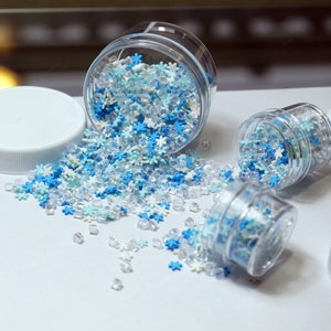 SNOWFLAKE CHRISTMAS SPRINKLES With Ice Christmas Craft Sprinkle Mix ...