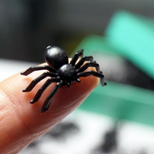 BLACK SPIDERS for HALLOWEEN Craft Small Halloween Spiders Charms Slime ...