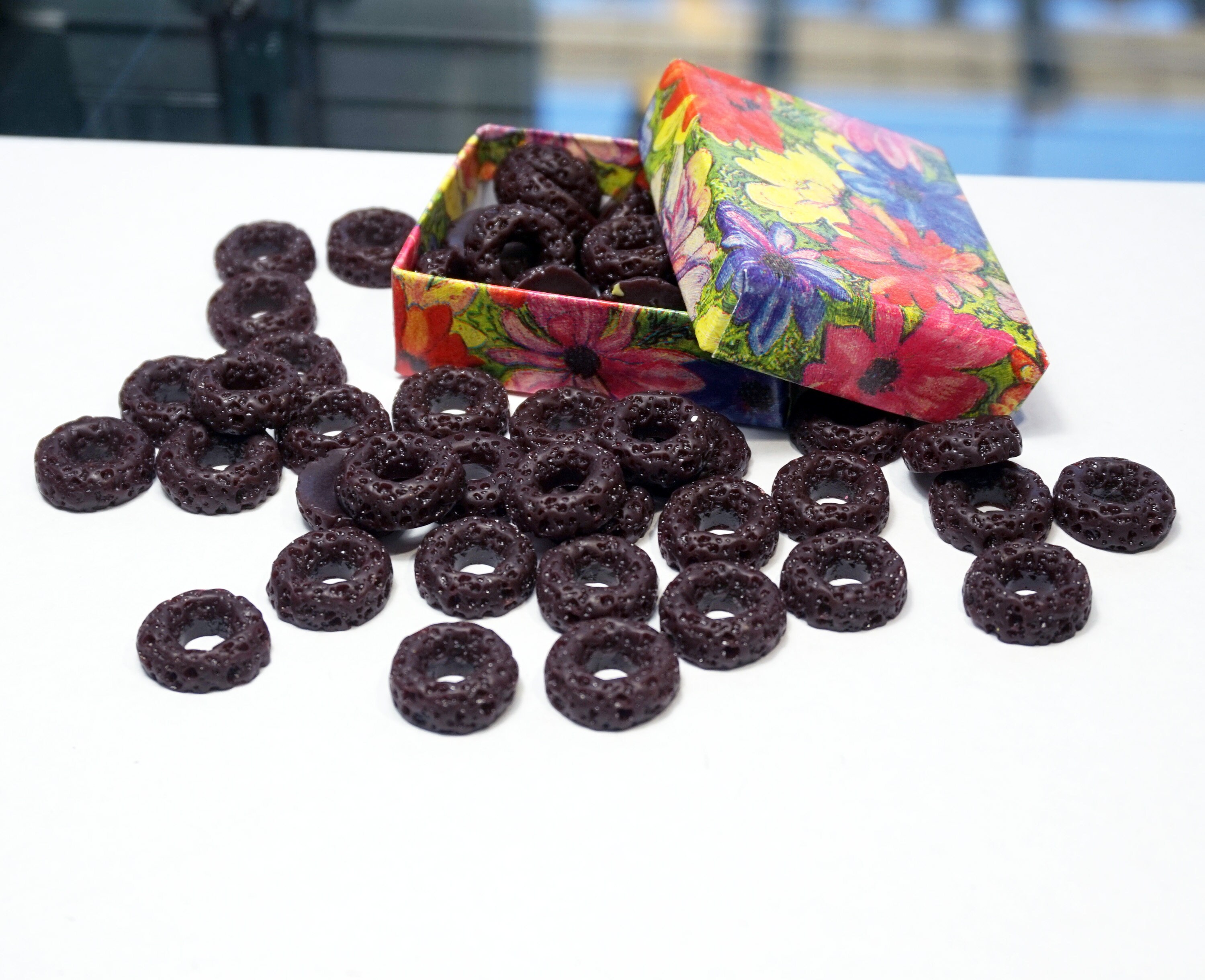 Resin Chocolate Loops: Dollhouse Miniatures, Slime Charms (10 Pcs) - Etsy