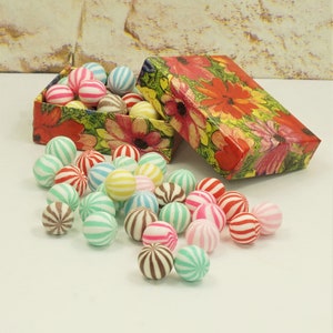 RESIN CANDY BALLS Multicolored Chocolate Candies Diy Rainbow Round ...