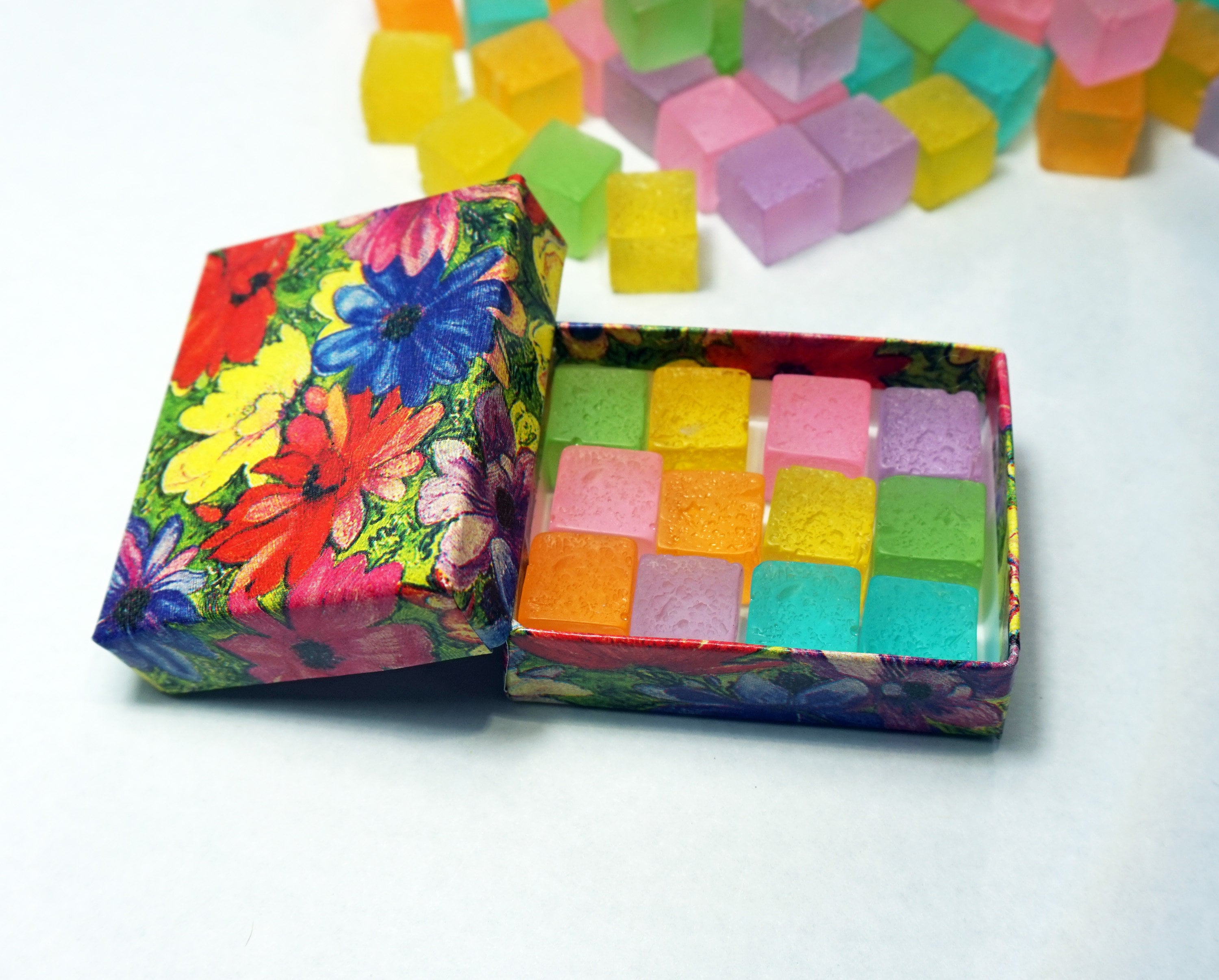 MULTI COLOR FROSTED Cubes 1/2 For Craft Colorful Cubes - Etsy.de