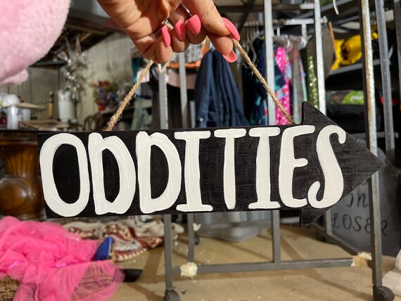 Oddities Arrow Sign - Etsy