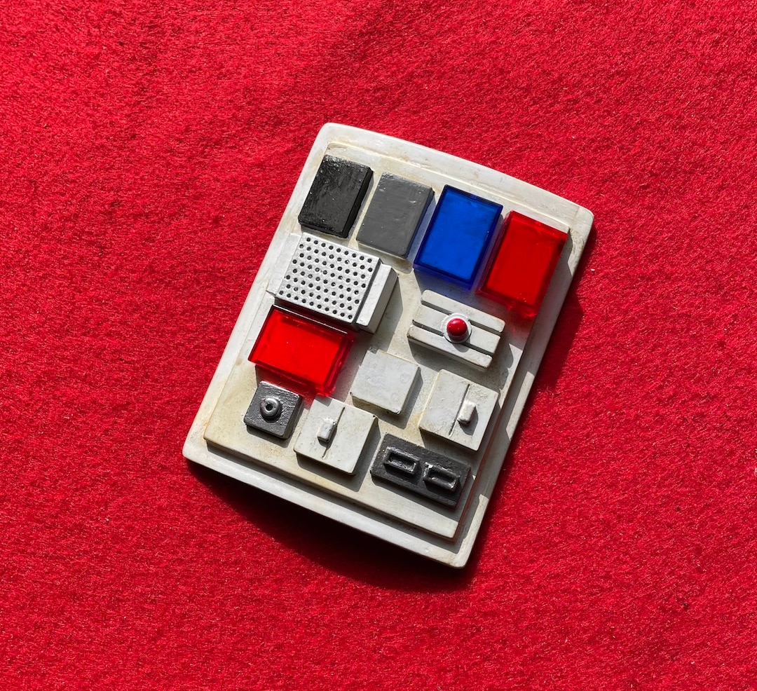 1 Set of Rebel Pilot Compad Type R1/solo/mandal. Replica Red and Blue ...