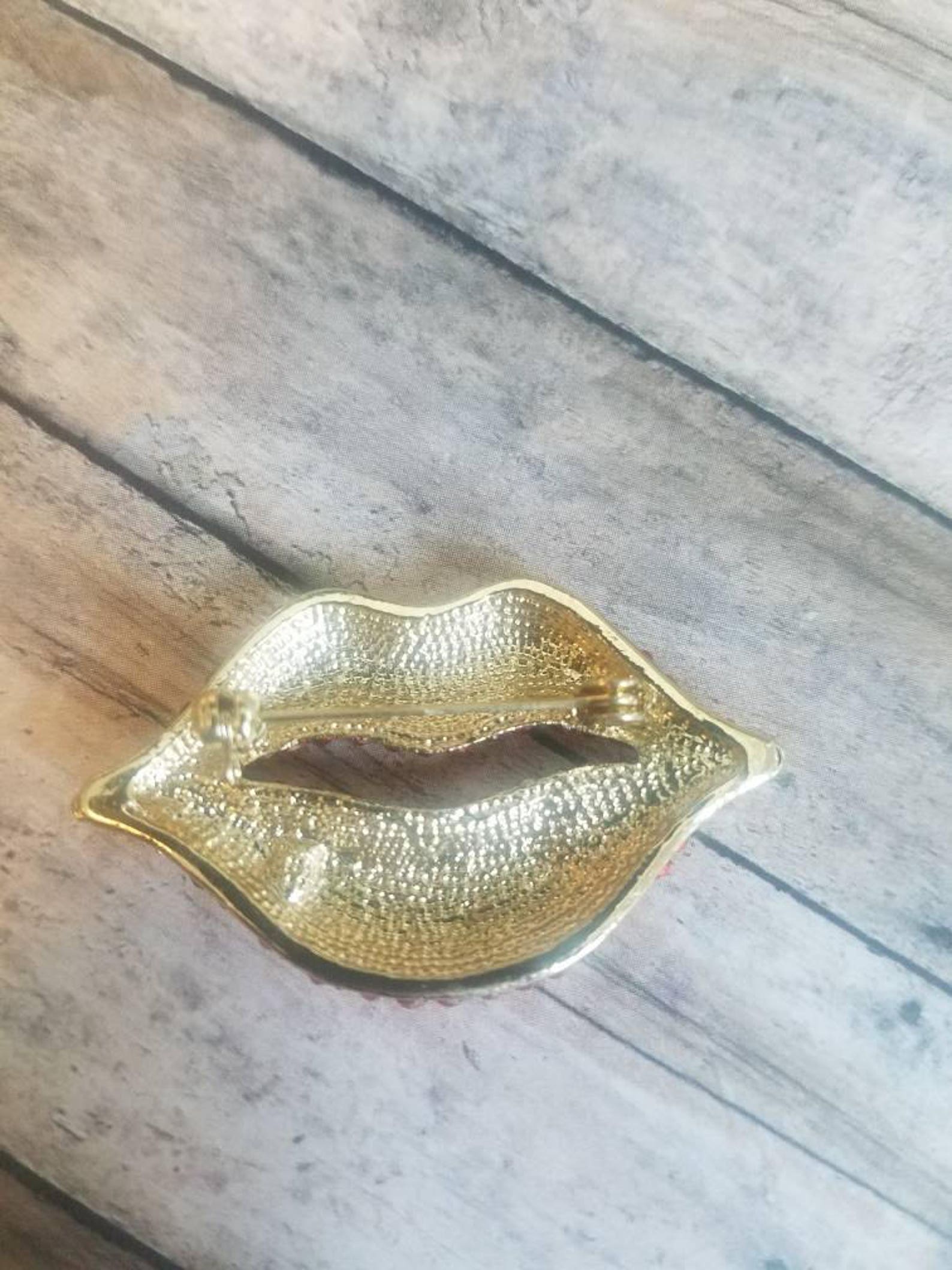 Red Lips Brooch, Gifts for Her, Statement Brooch, Fancy Brooch, Crystal ...