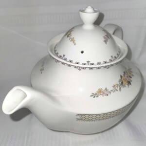 Royal Doulton Hamilton Pattern Teapot - Etsy
